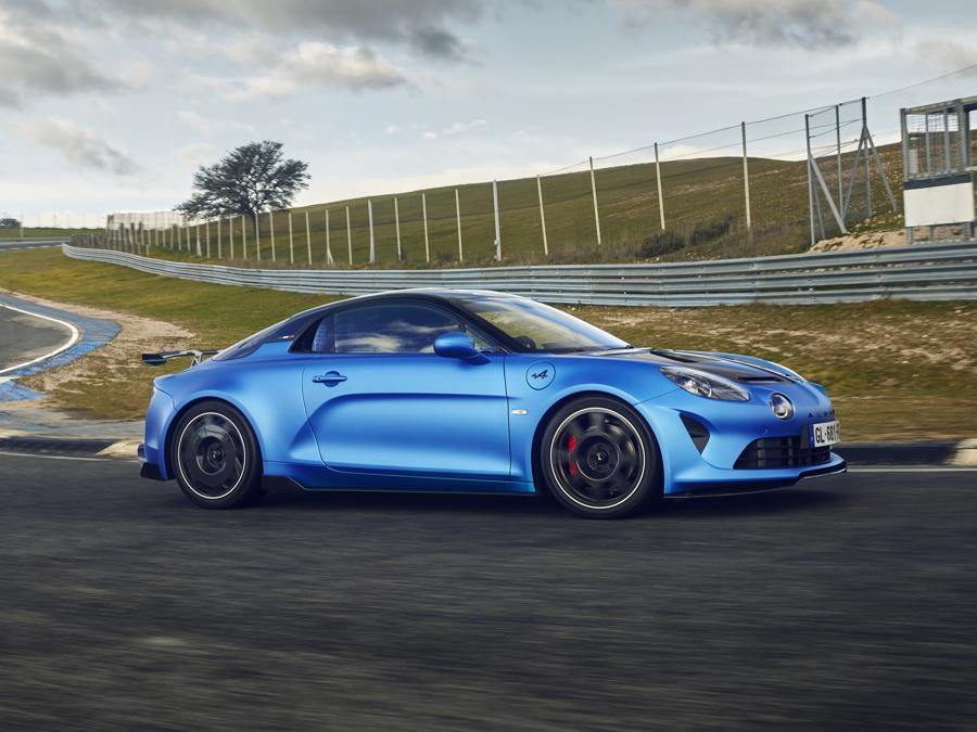 Alpine A110R: le foto della sportiva da 300 cv - Il Sole 24 ORE
